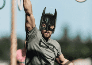 Batman do CrossFit: Quem é Andrew Hiller e por que ele está causando ...
